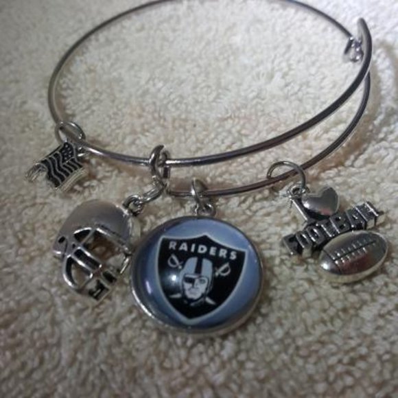 NFL | Jewelry | Oakland Raiders Nfl Expandable Charm Bracelet New ...